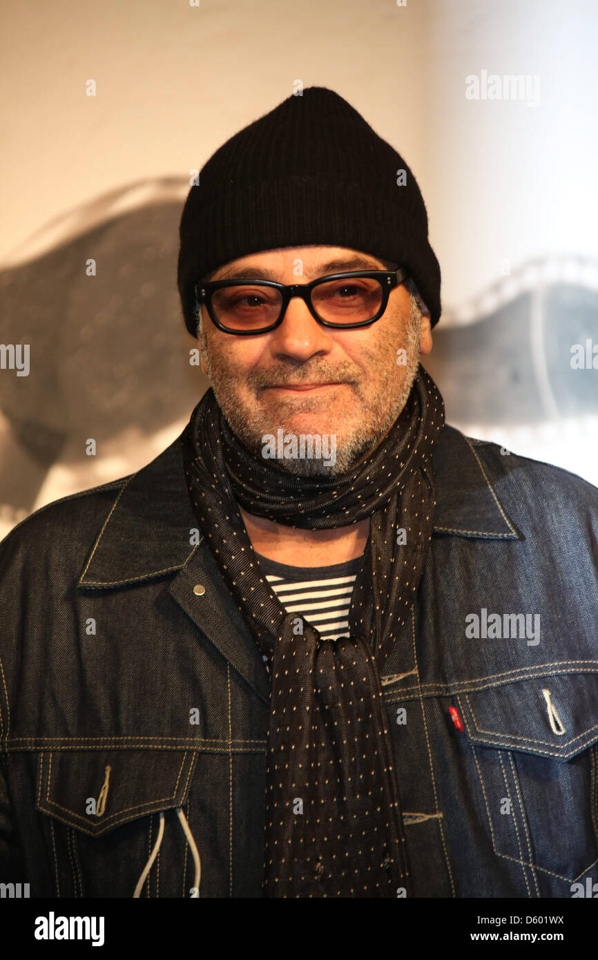 Director amos poe hi-res stock photography and images - Alamy