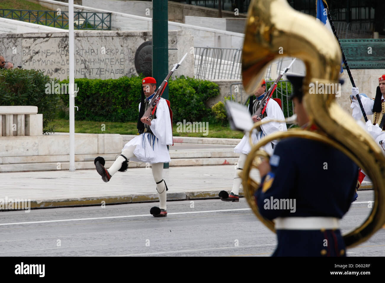 Greek army parade Stock Photo - Alamy