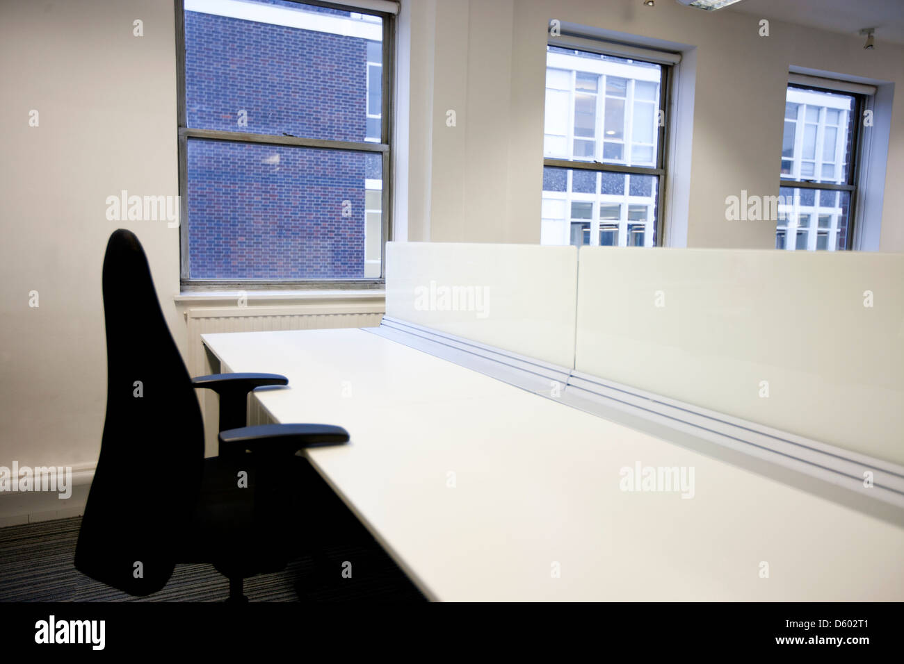 Empty window in office hi-res stock photography and images - Alamy