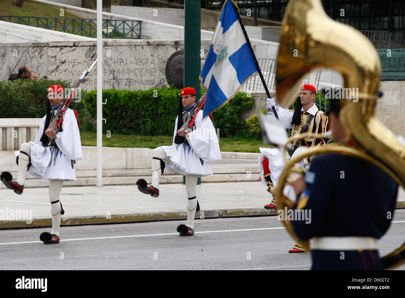 Greek army parade Stock Photo - Alamy