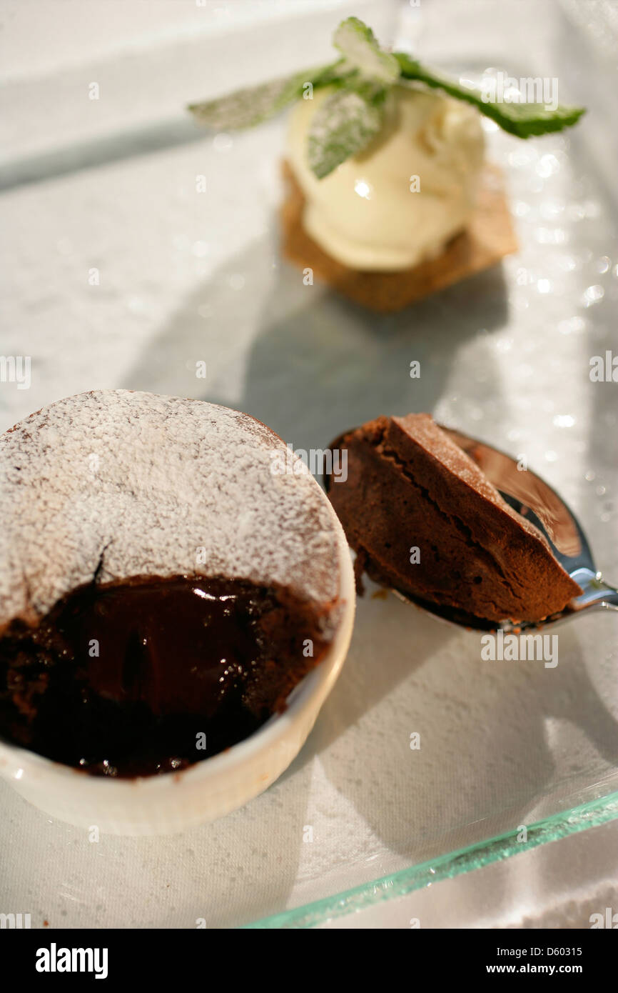 Rich chocolate hi-res stock photography and images - Alamy