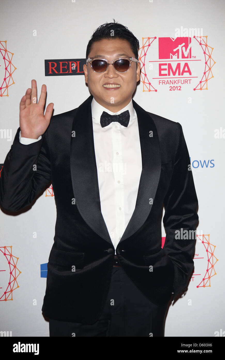 South Korean pop singer Psy arrives for the MTV Europe Music Awards ...