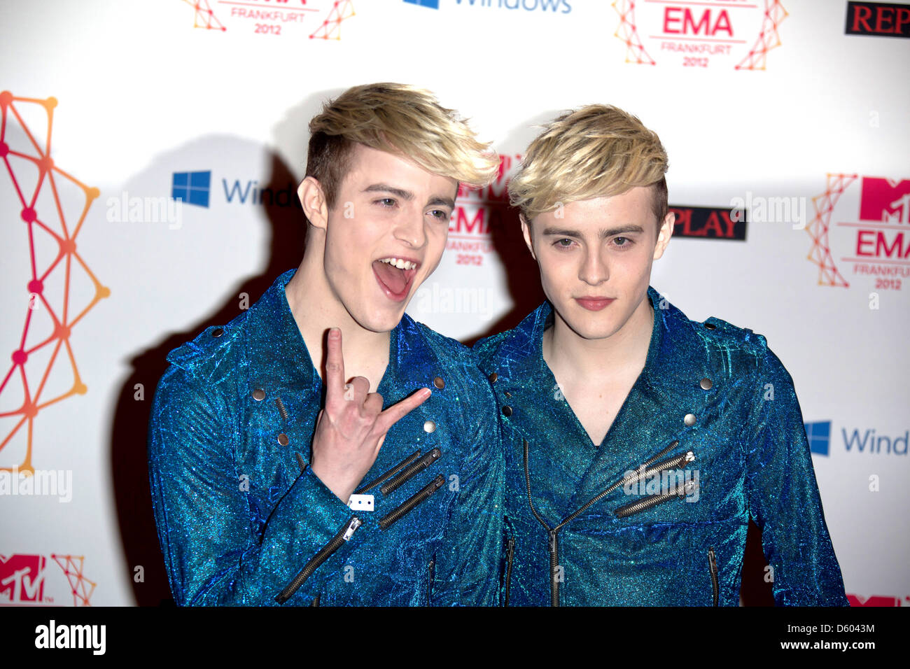 Irish singers Jonathan Grimes (l) and Edward Grimes of "Jedward" arrive ...