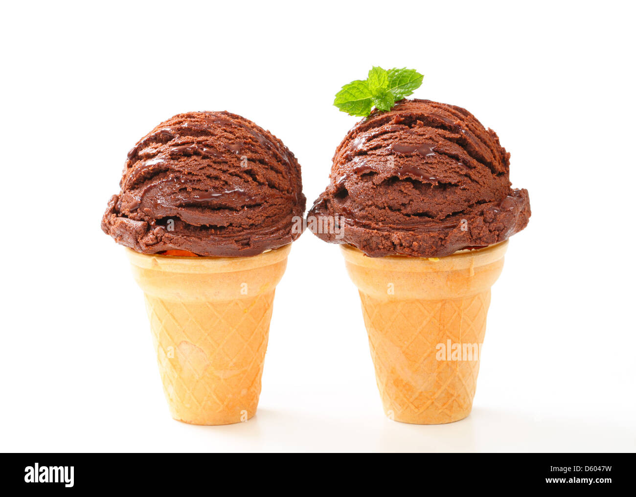 Chocolate fudge cones hi-res stock photography and images - Alamy