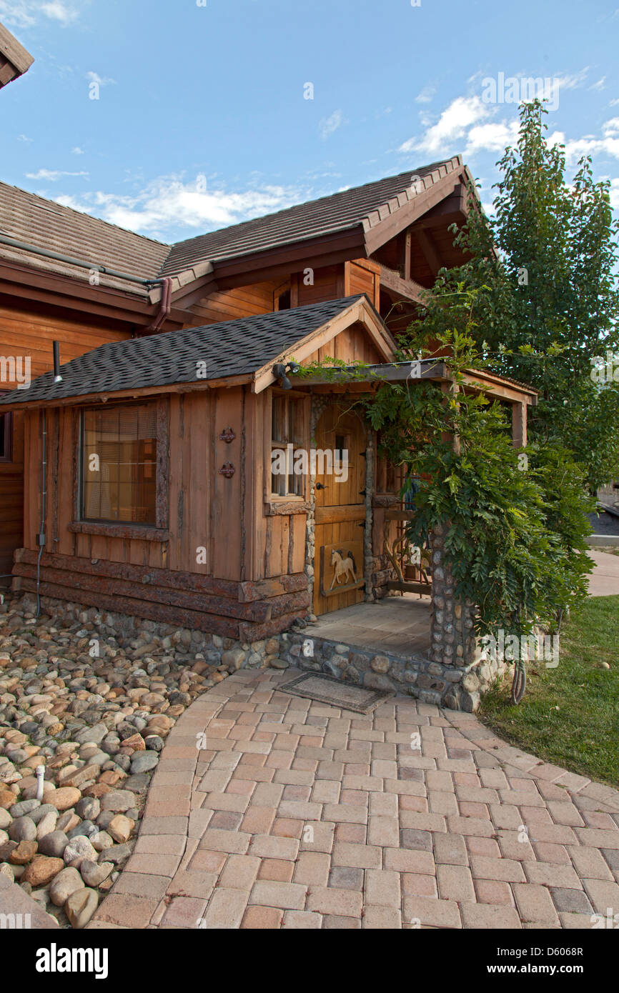 Exterior house front view usa hi-res stock photography and images - Alamy