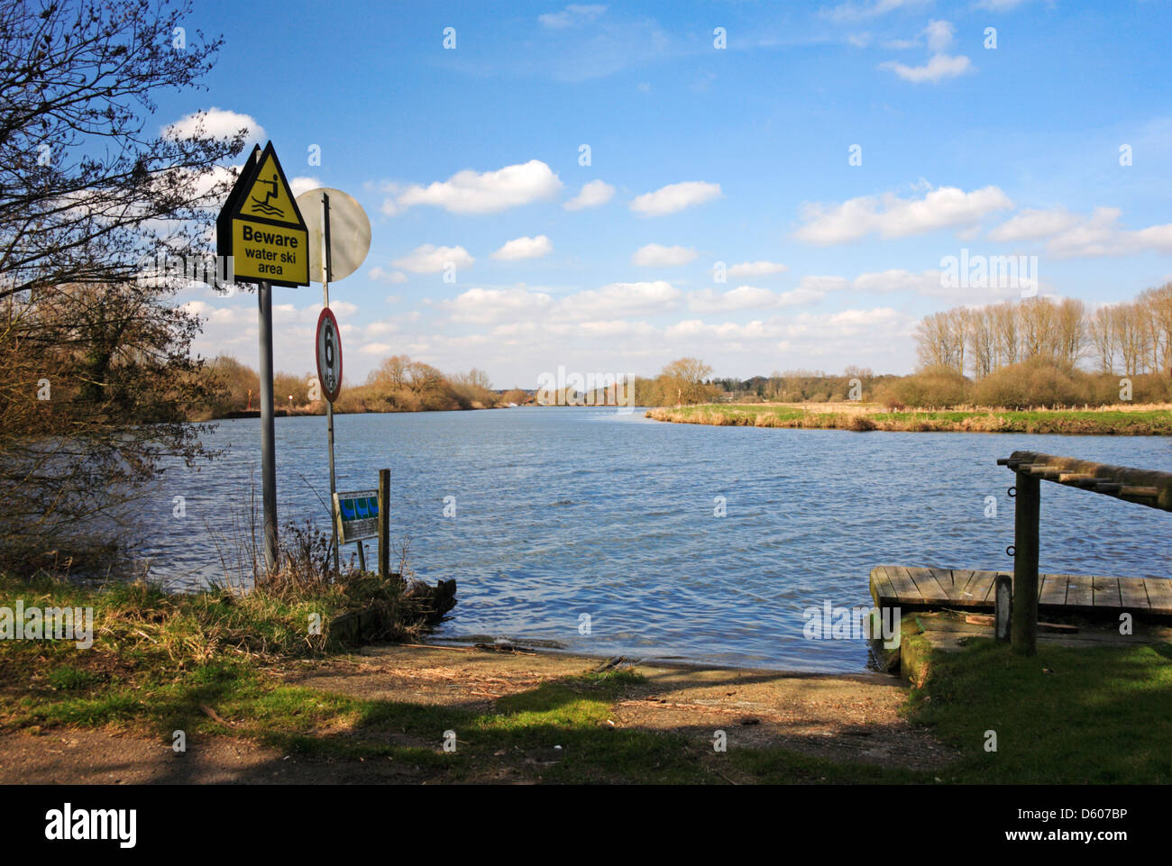 Slipway to River Yare and water ski area at Bramerton Woods End ...
