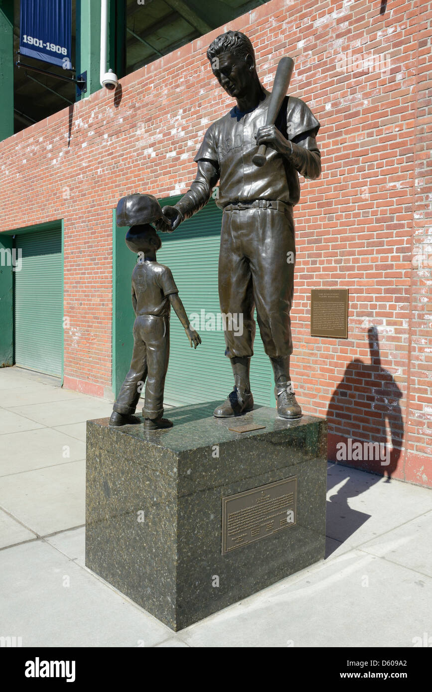 Ted Williams statue at Fenway ballpark in Boston, Massachusetts Stock ...