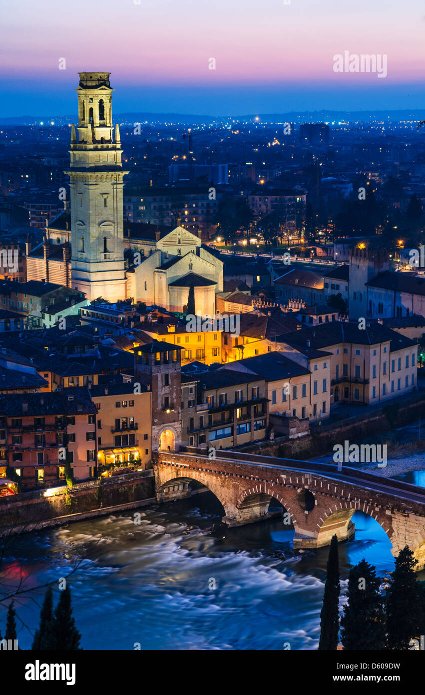 Ponte pietra verona hi-res stock photography and images - Alamy