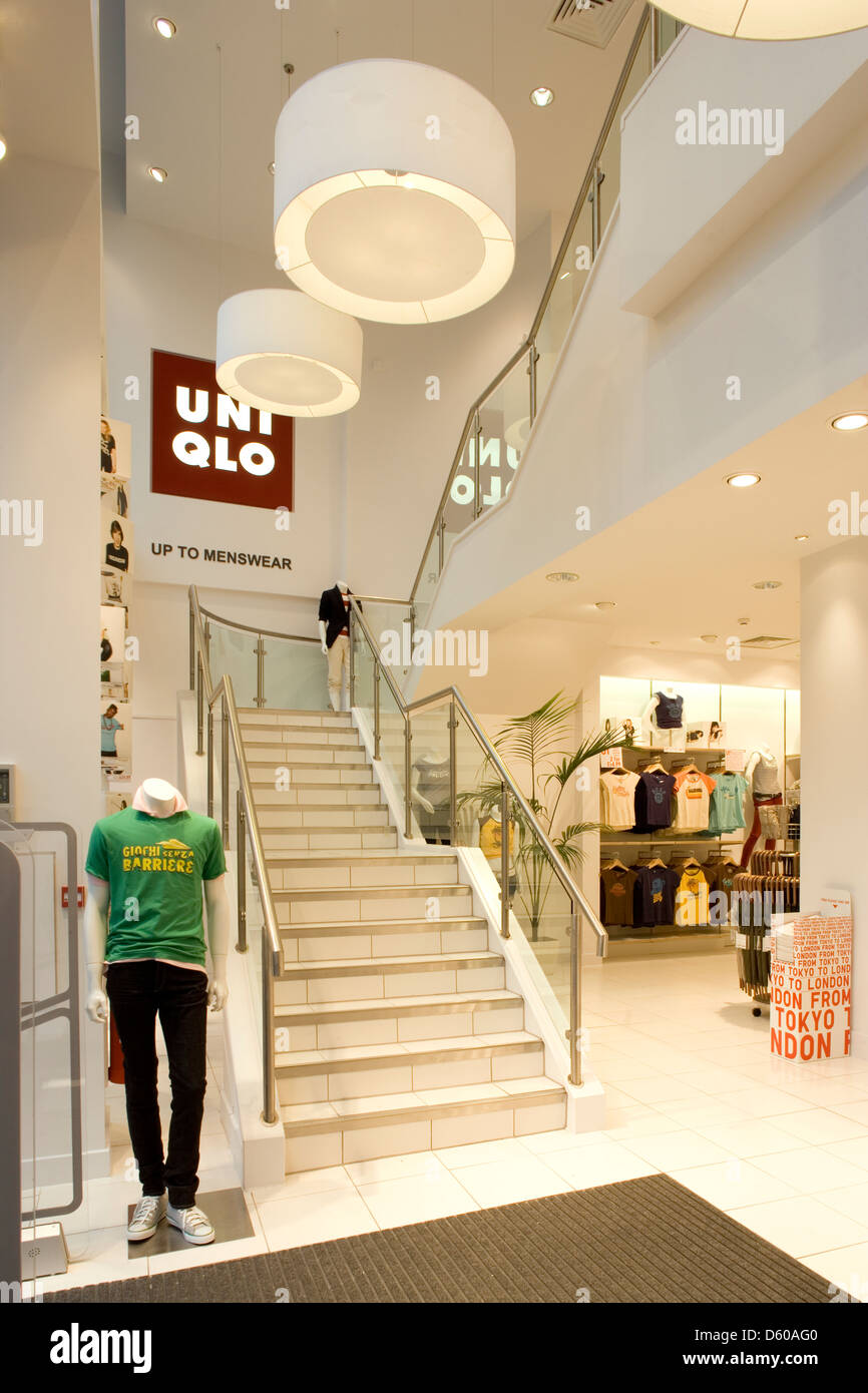 Uniqlo Kensington High Street London Stock Photo - Alamy