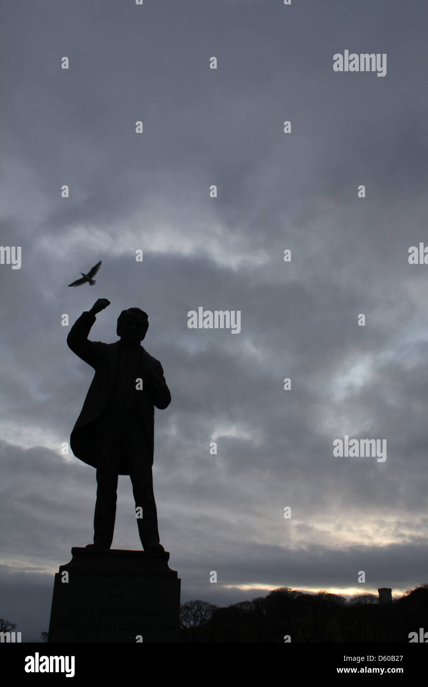 lloyd george statue in caernarfon wales great britain uk Stock Photo ...