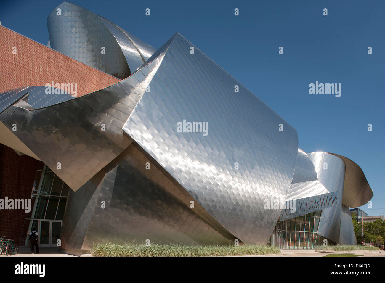 Case western reserve architecture hi-res stock photography and images ...