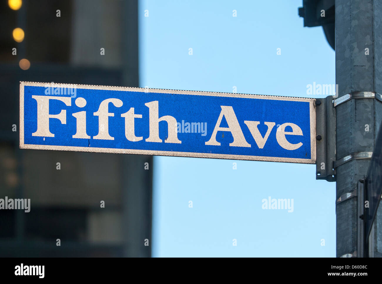 5th Avenue, Fifth Avenue, New York City, Road Sign Stock Photo - Alamy