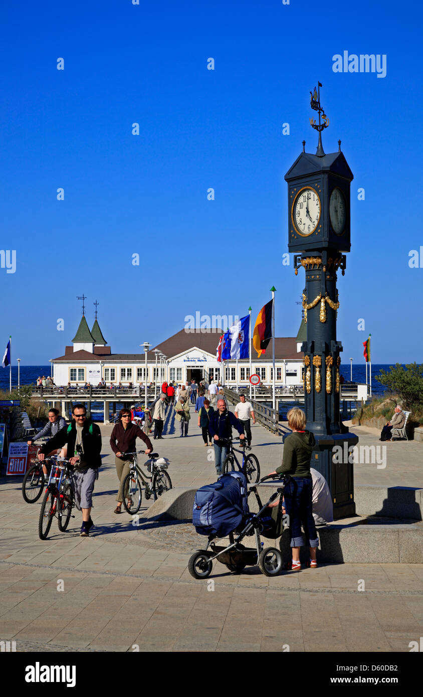 Ahlbeck pier clock flag hi-res stock photography and images - Alamy