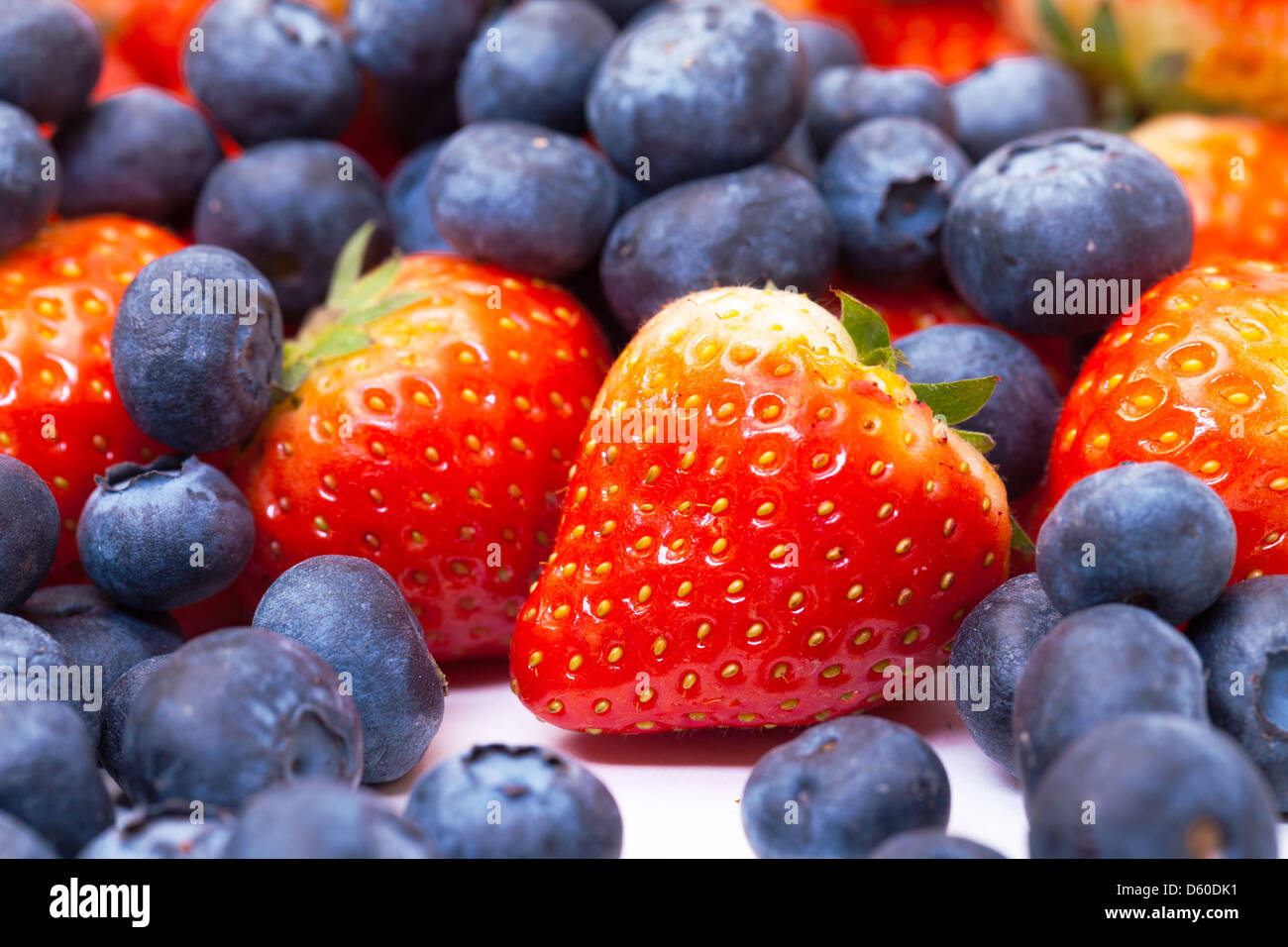 Strawberries blueberries hi-res stock photography and images - Alamy