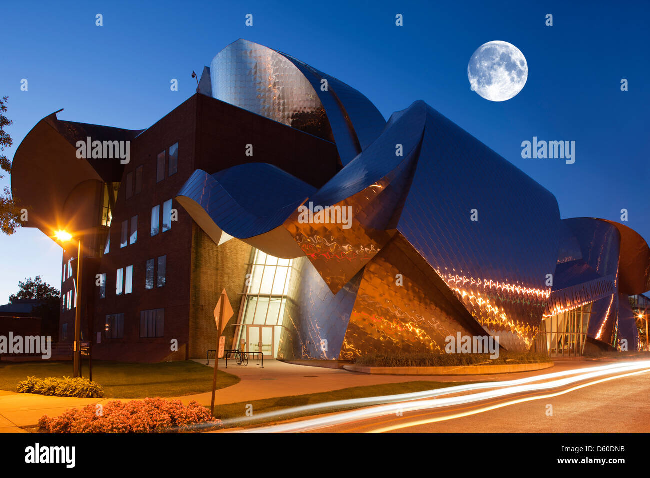 Case western reserve university building hi-res stock photography and ...