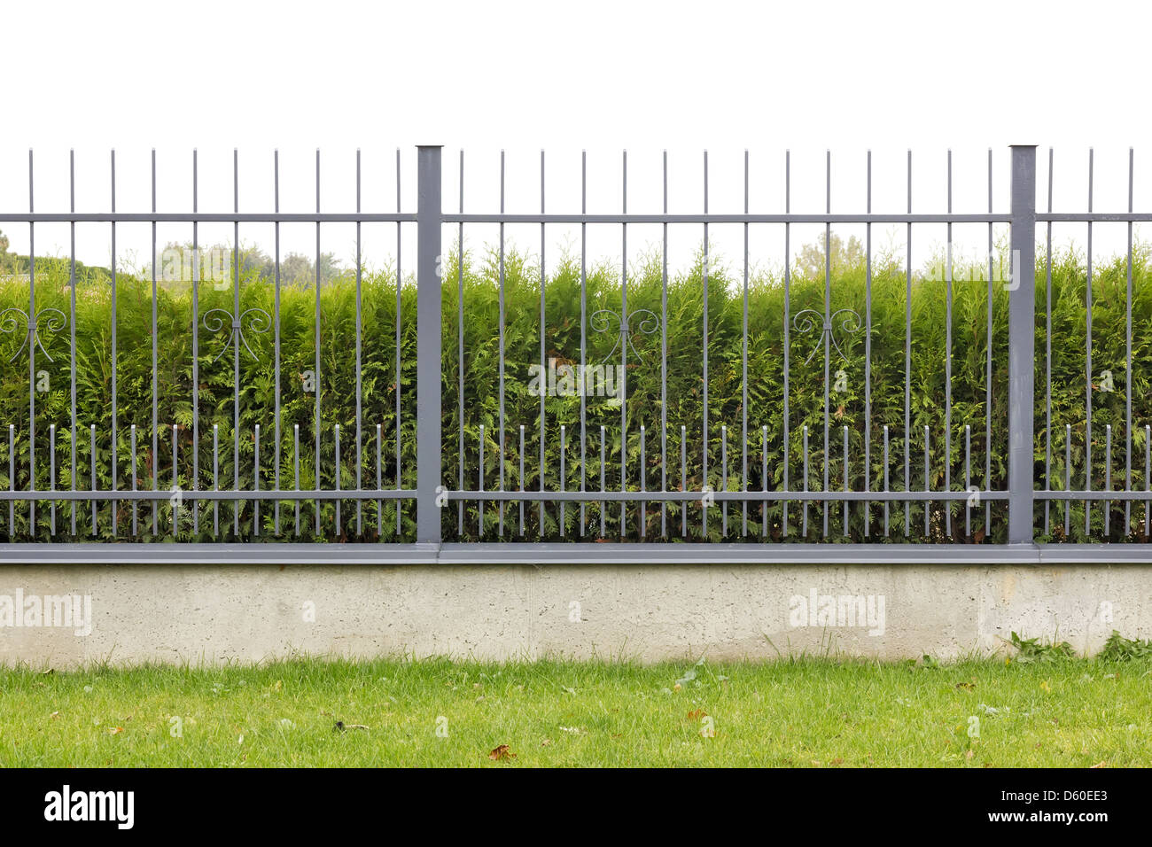 Sharp metal fence hi-res stock photography and images - Alamy