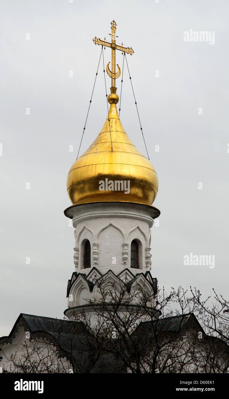 Dome cross hi-res stock photography and images - Alamy