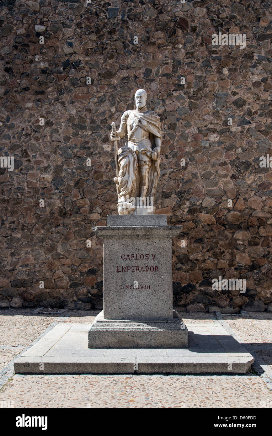 Statue Of Emperor Carlos V High Resolution Stock Photography and Images ...