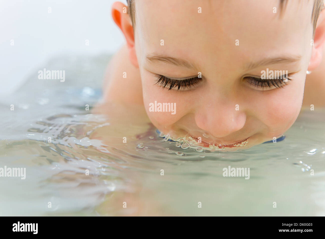 Boy bathtub beauty hi-res stock photography and images - Alamy