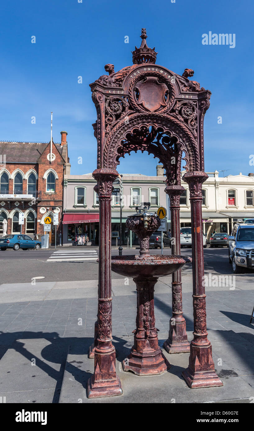 Antique drinking fountain hi-res stock photography and images - Alamy