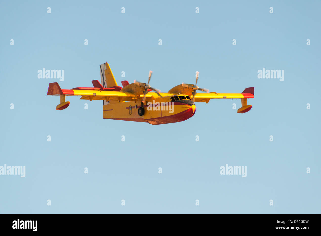 Fire fighting aeroplane hi-res stock photography and images - Alamy