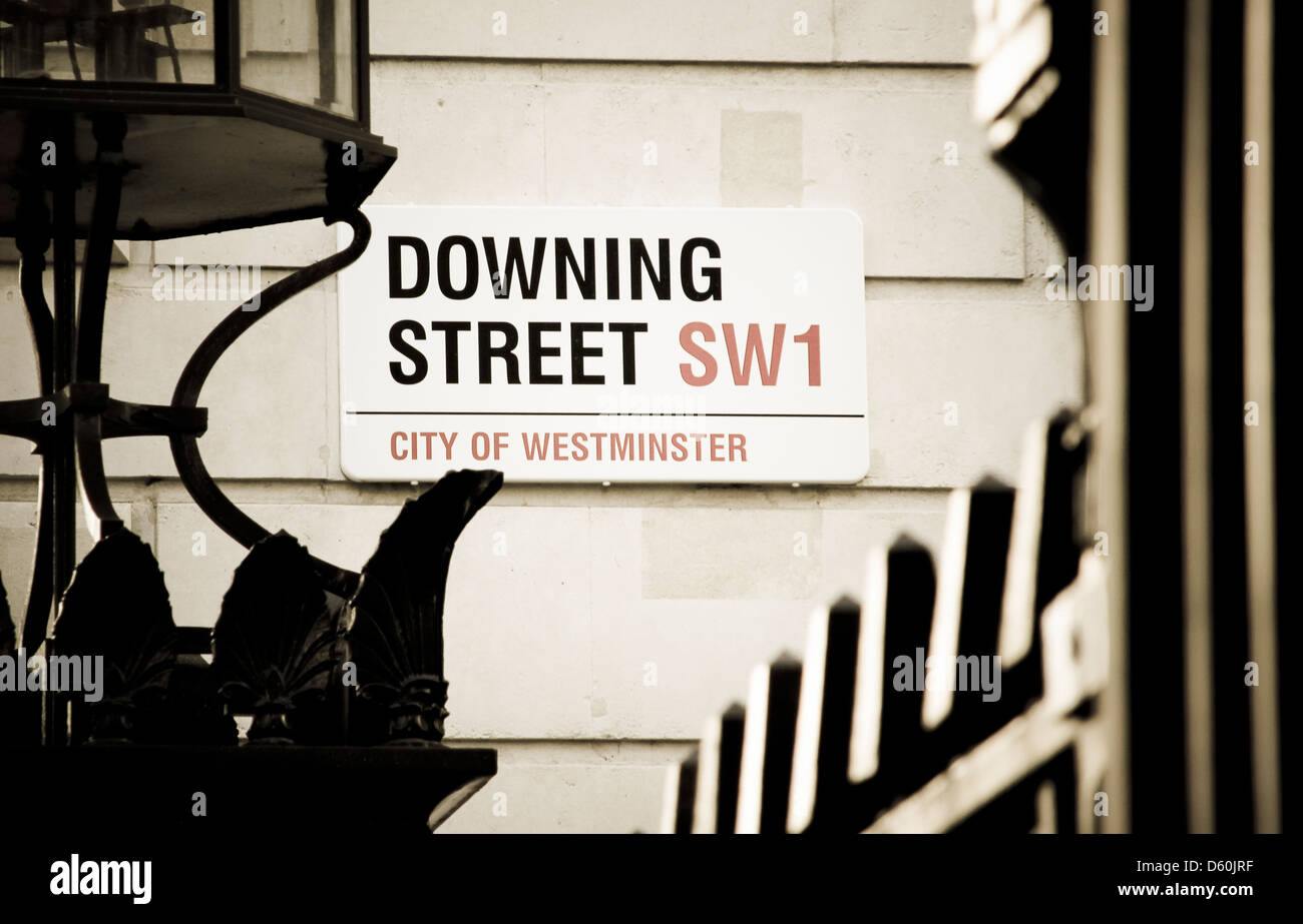 Downing street city of westminster hi-res stock photography and images ...