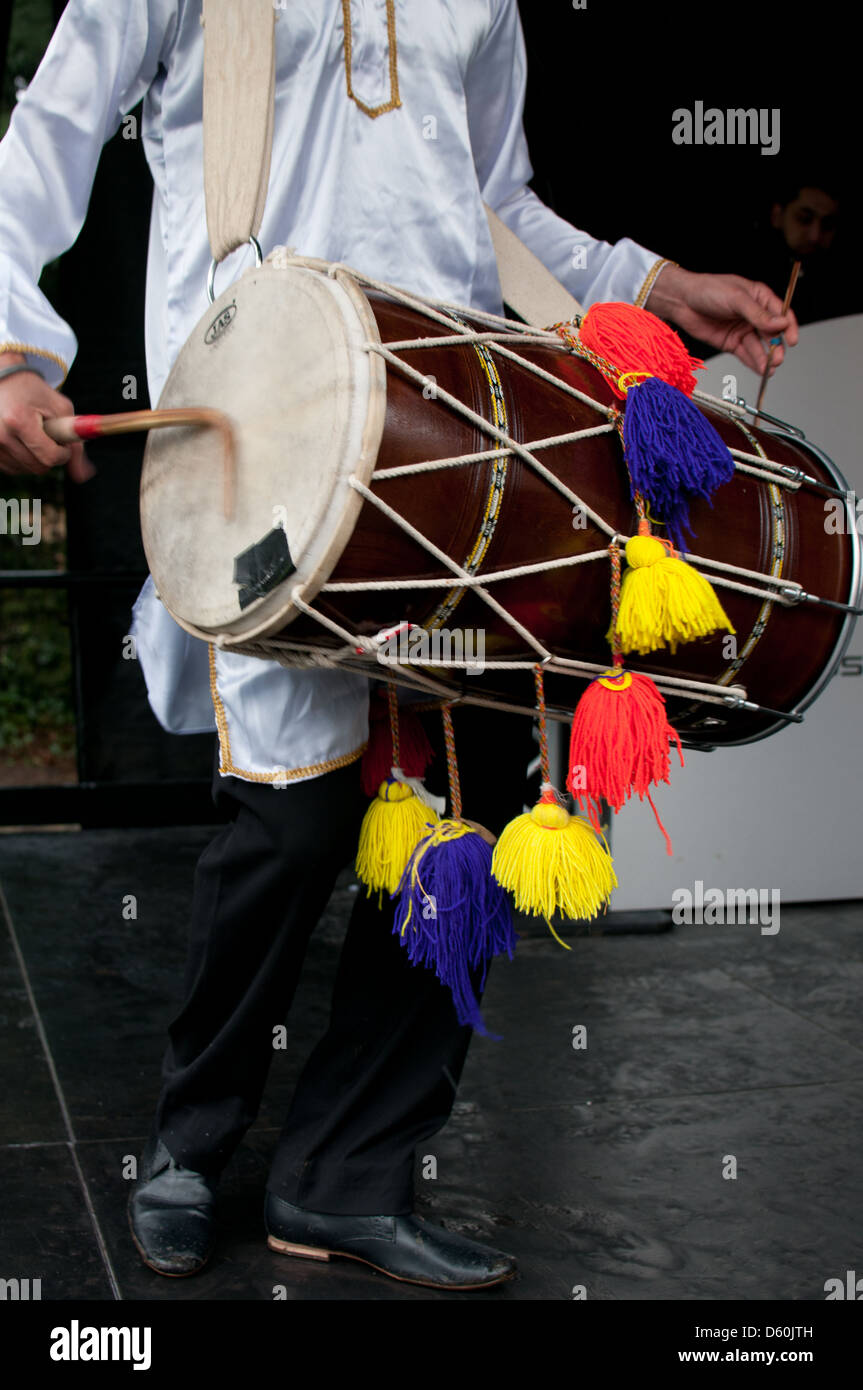 Indian noise hi-res stock photography and images - Alamy