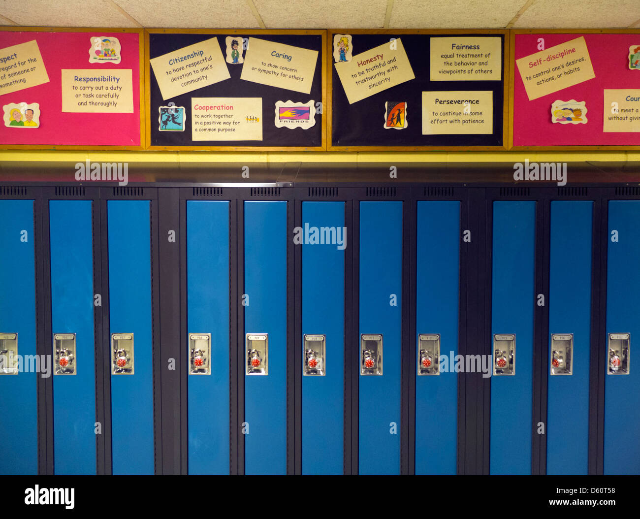 empty lockers at school Stock Photo - Alamy