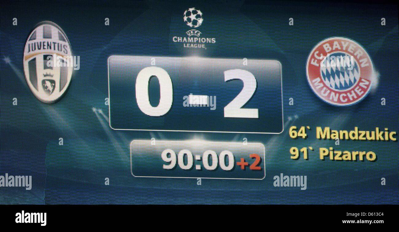 Champions league final scoreboard hi-res stock photography and images ...