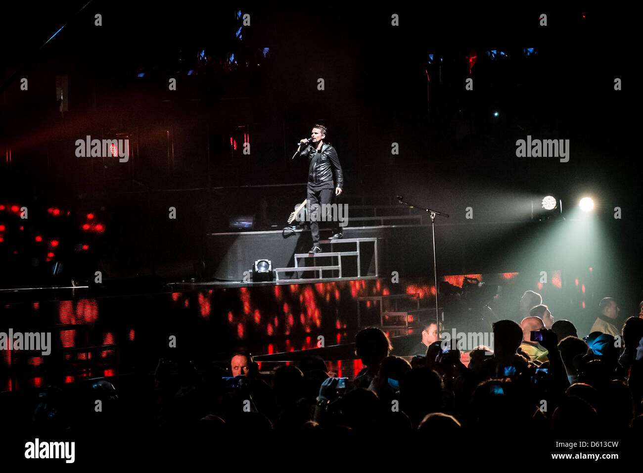 Muse lead singer matthew bellamy hi-res stock photography and images ...