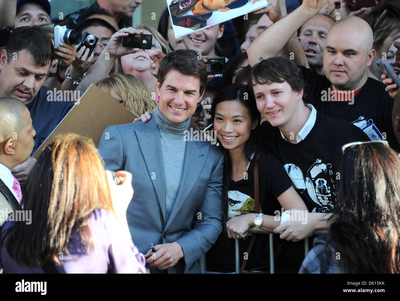 Los Angeles, California, USA. 10th April 2013. Tom Cruise poses with ...