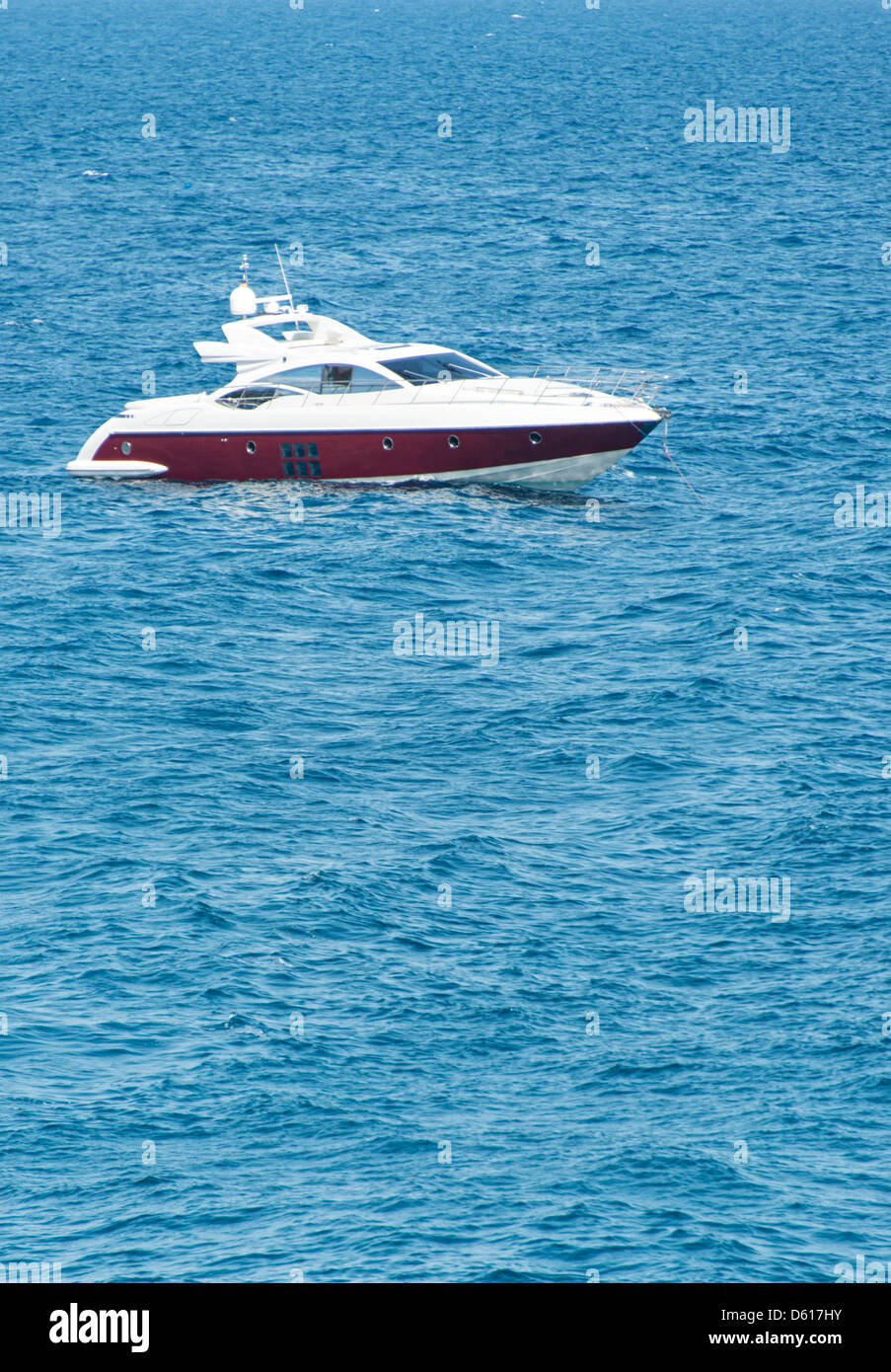 Speedboat spray hi-res stock photography and images - Alamy