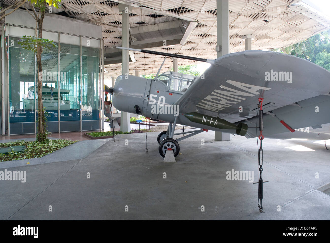 Cuba memorial granma hi-res stock photography and images - Alamy