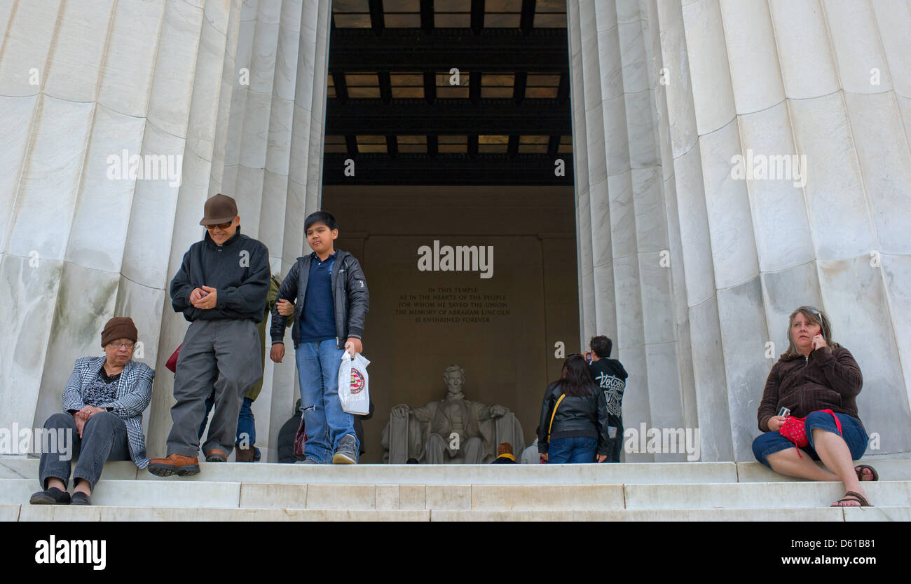 The Lincoln Memorial, built between 1915 and 1922 in memory of Abraham ...