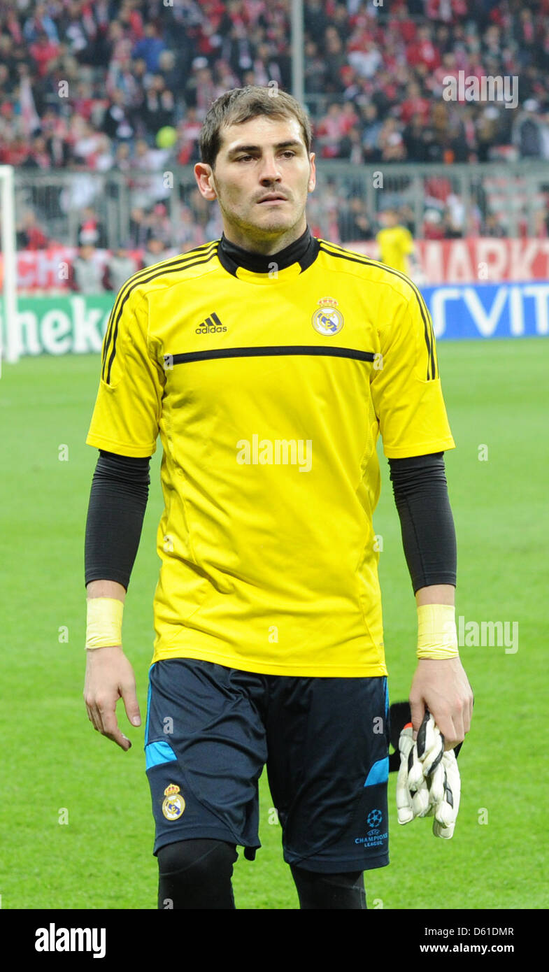 Madrid's goal keeper Iker Casillas is pictured before the first leg of ...