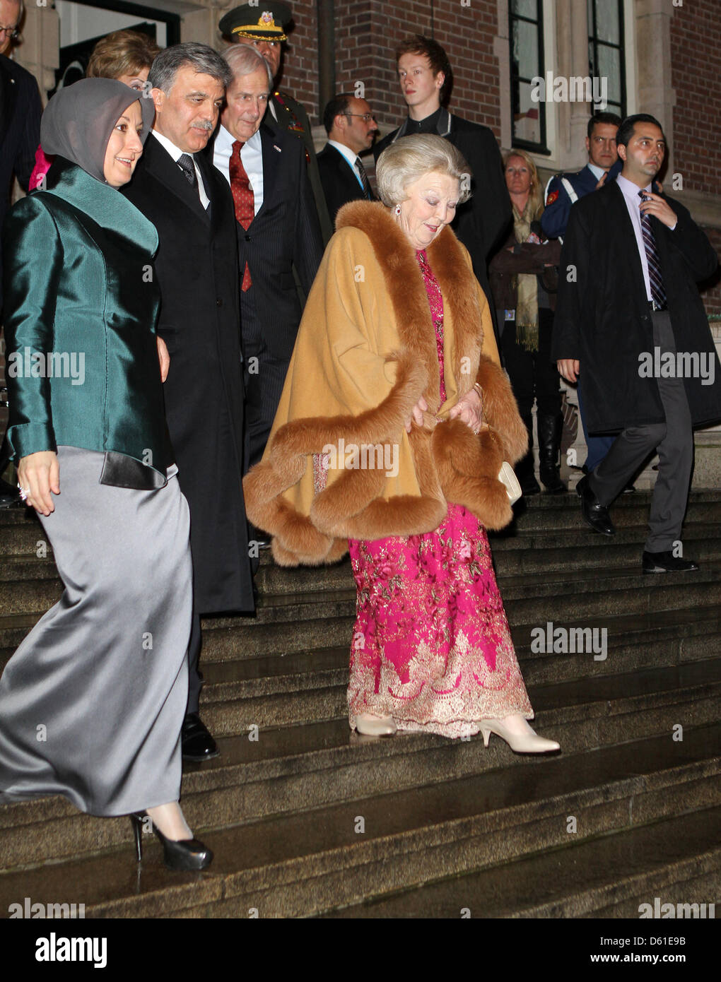 Hayrunissa Gul (L-R), Turkish President Abdullah Gul and Queen Beatrix ...