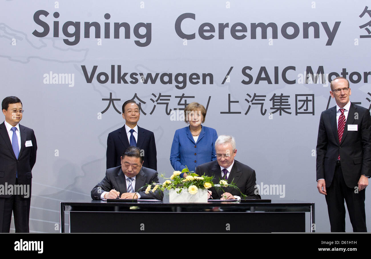 Angela Merkel Watch High Resolution Stock Photography and Images - Alamy