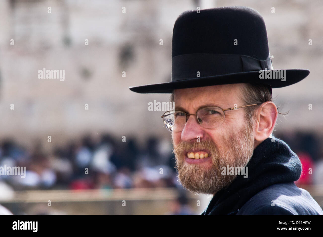 Jerusalem, Israel. 11th April 2013. Orthodox Jewish men protest the ...