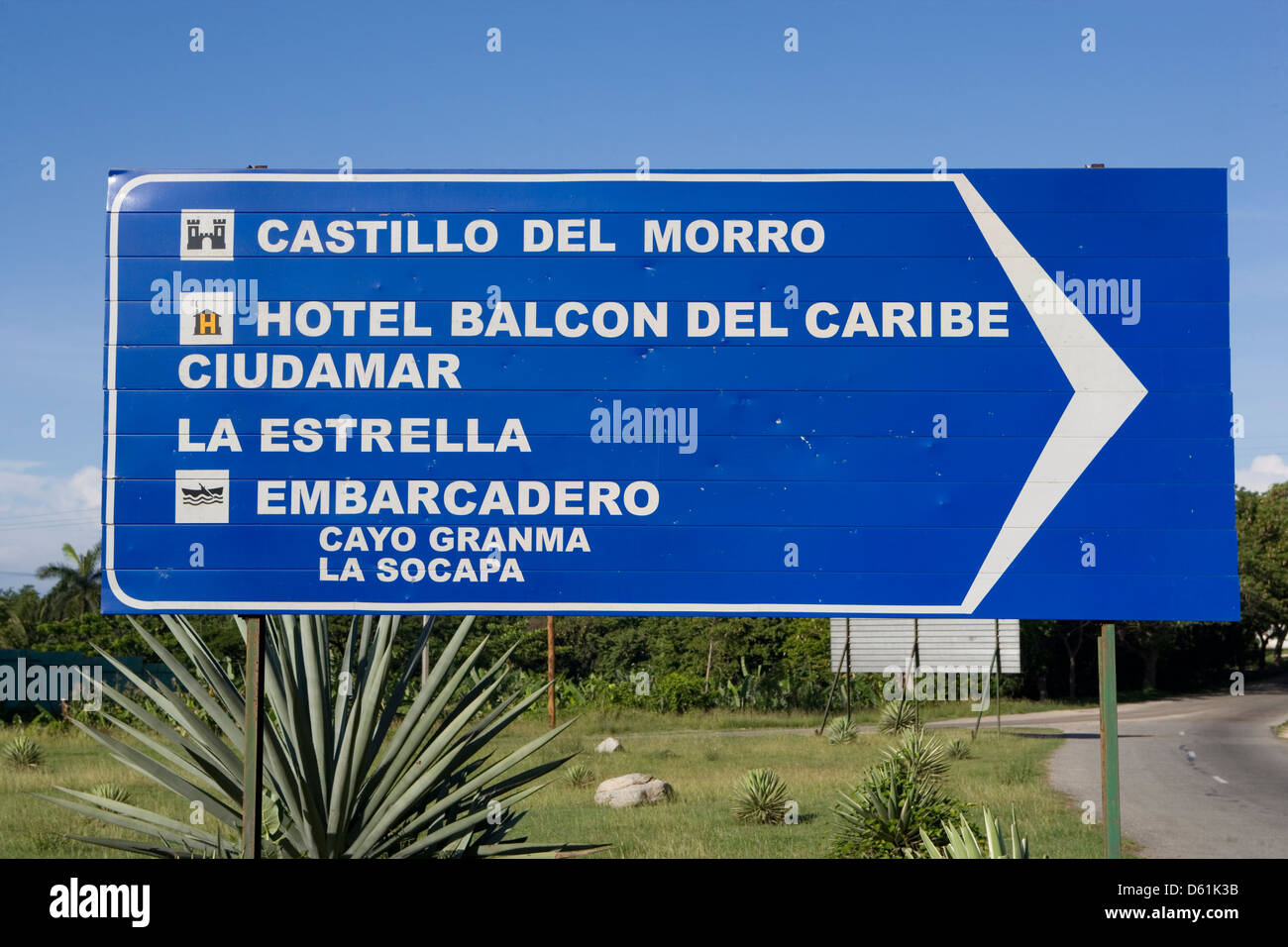 Cuba: road sign Stock Photo - Alamy