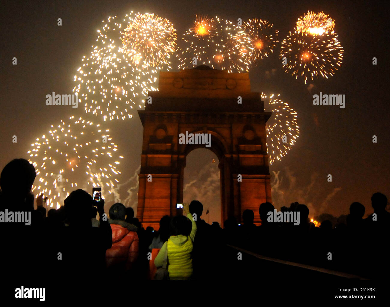 India gate war memorial hi-res stock photography and images - Alamy
