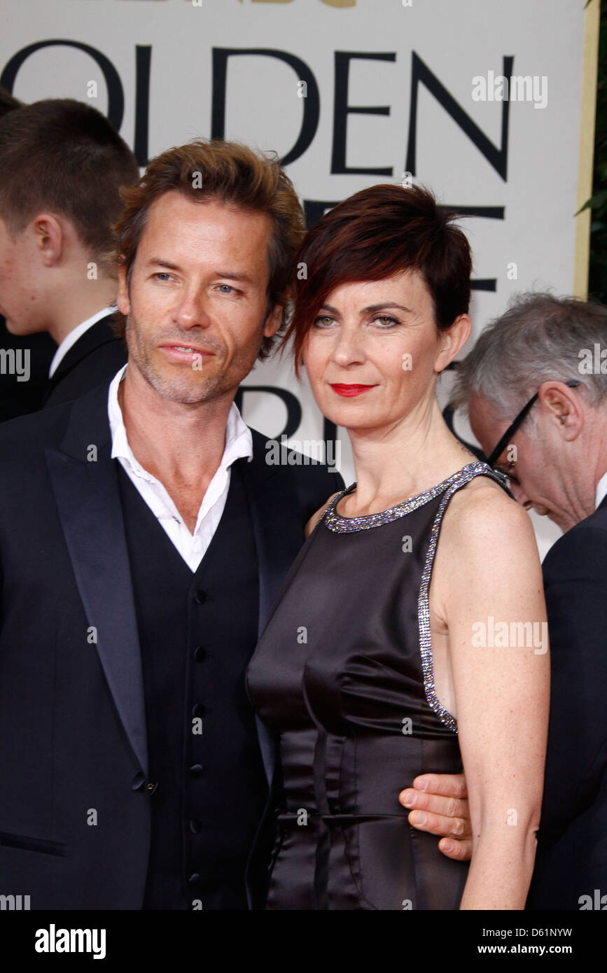 Guy pearce and wife kate mestitz hi-res stock photography and images ...