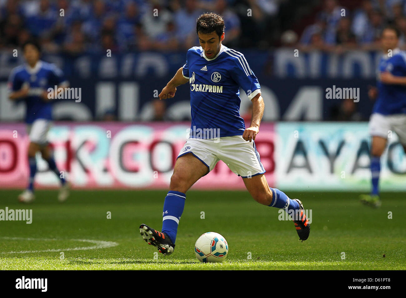 Schlake's Raul plays the ball during the German Bundesliga match ...