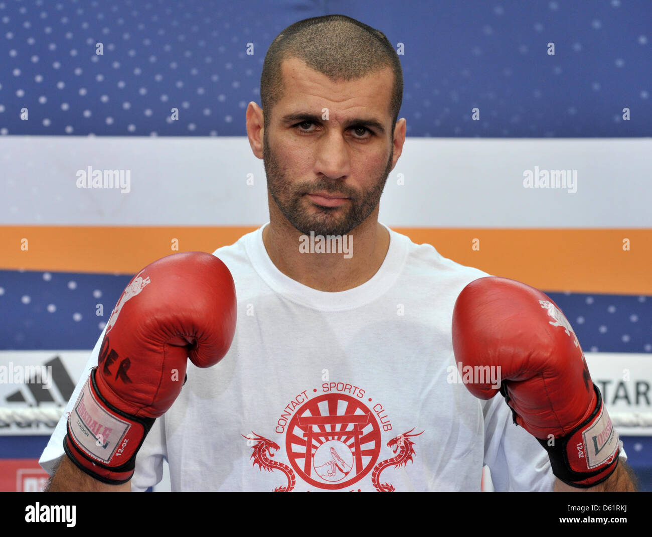 Australia'n boxer Nader Hamdan prepares for his fight against Robert Stieglitz in Erfurt ...