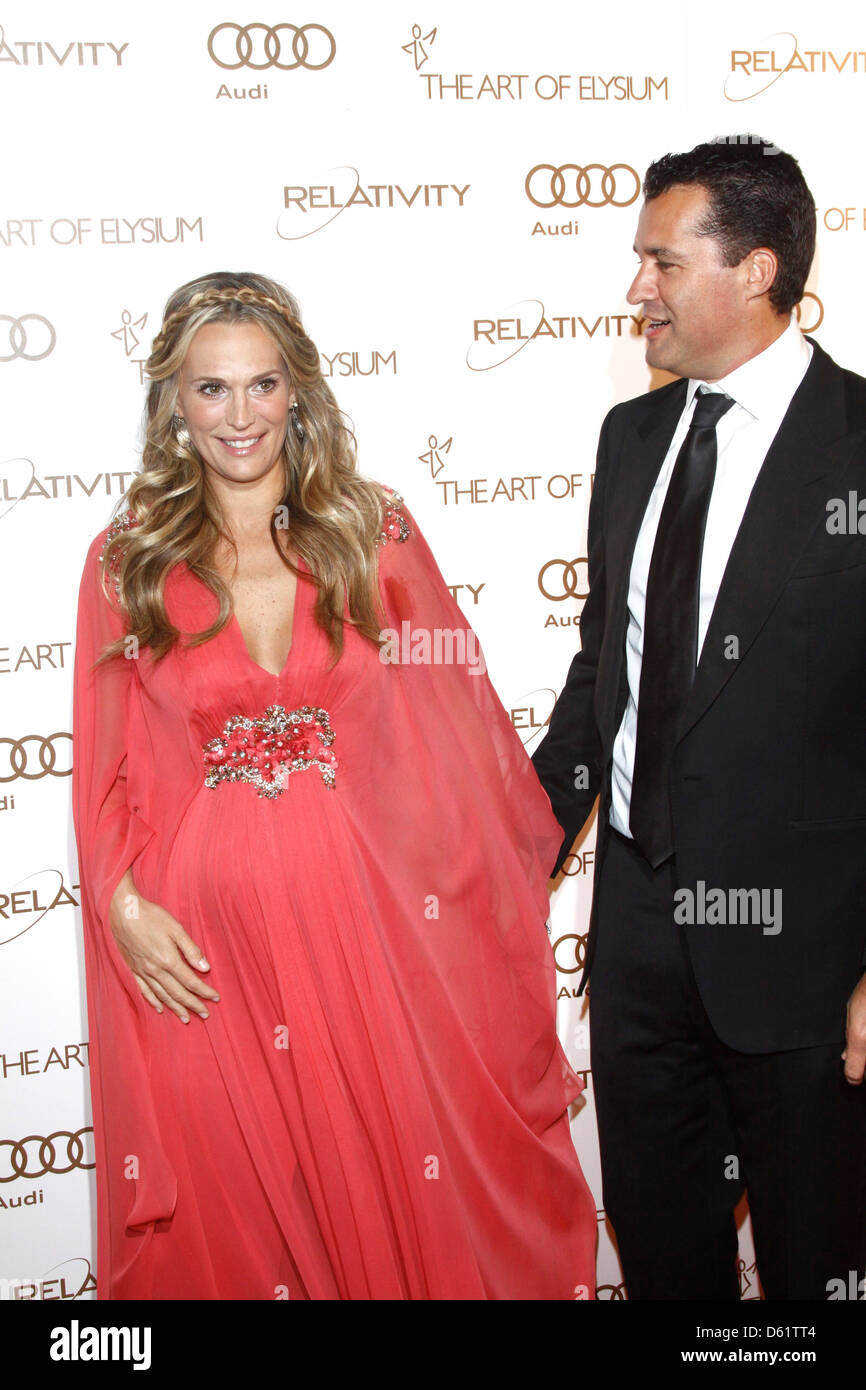 Molly Sims, Scott Stuber 2012 Art of Elysium Heaven Gala at Union ...