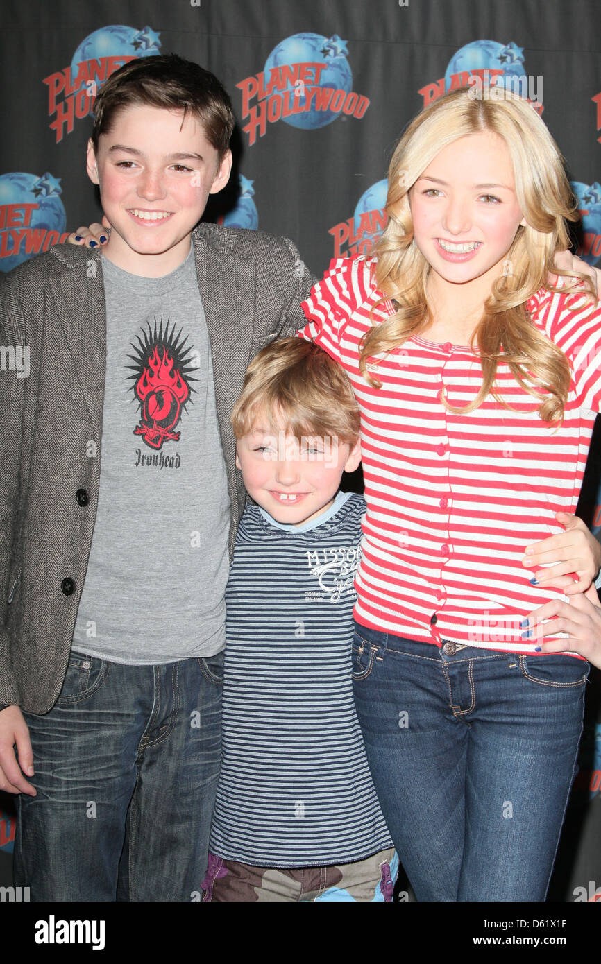 Spencer List, Phoenix List, Peyton List appears at Planet Hollywood to ...