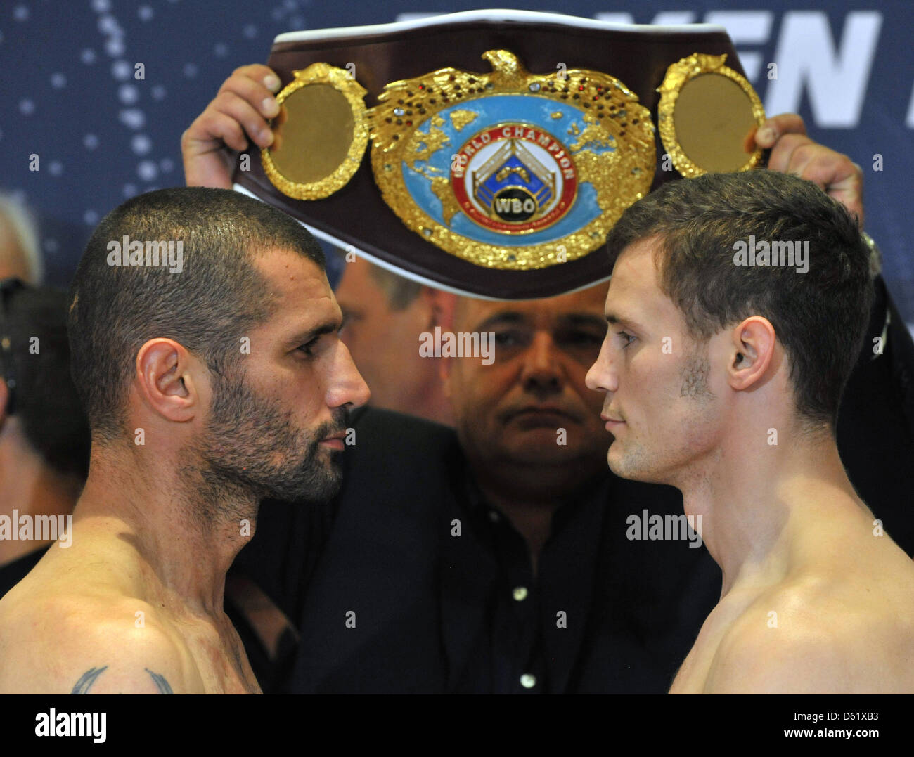 Professional boxers Robert Stieglitz from Germany (R) and Nader Hamdan ...