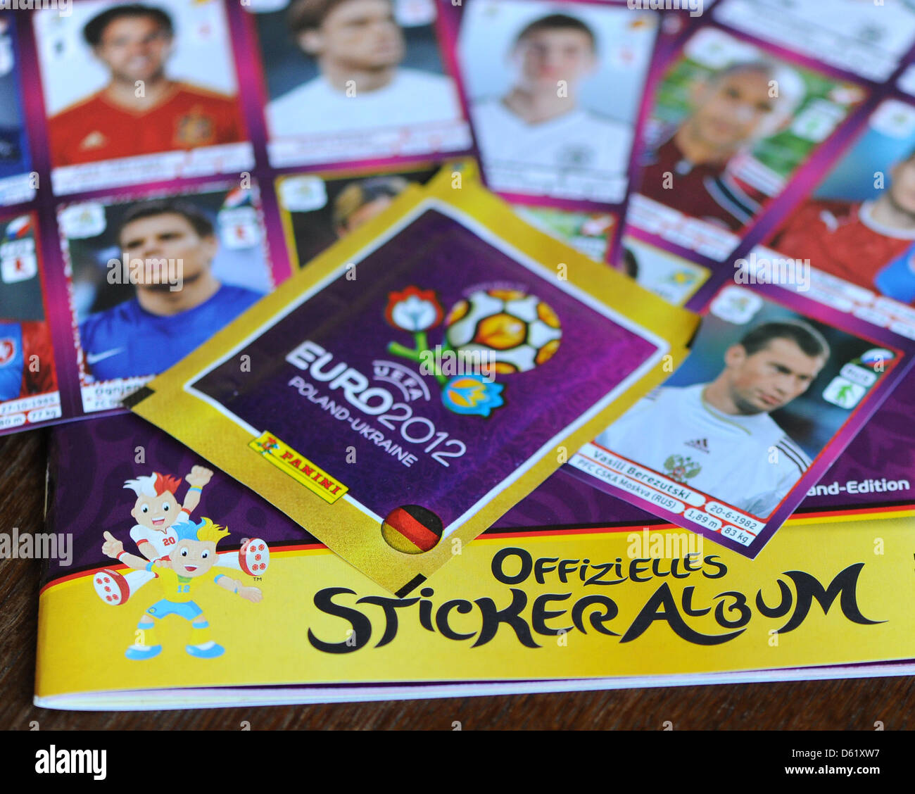 Sticker album hi-res stock photography and images - Alamy
