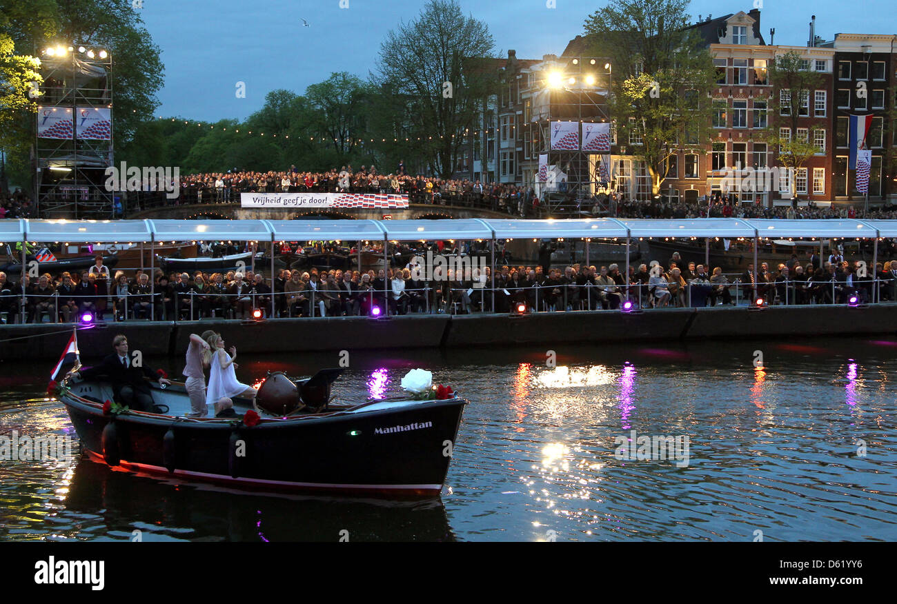 German President Joachim Gauck and Queen Beatrix of the Netherlands ...
