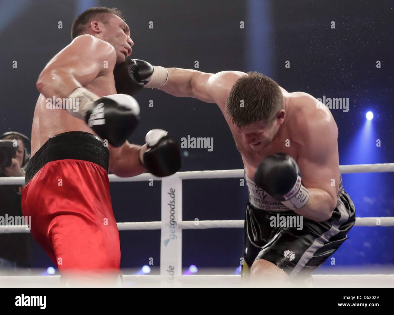 German professional boxer Alexander Dimitrenko (R) and Kubrat Pulew ...
