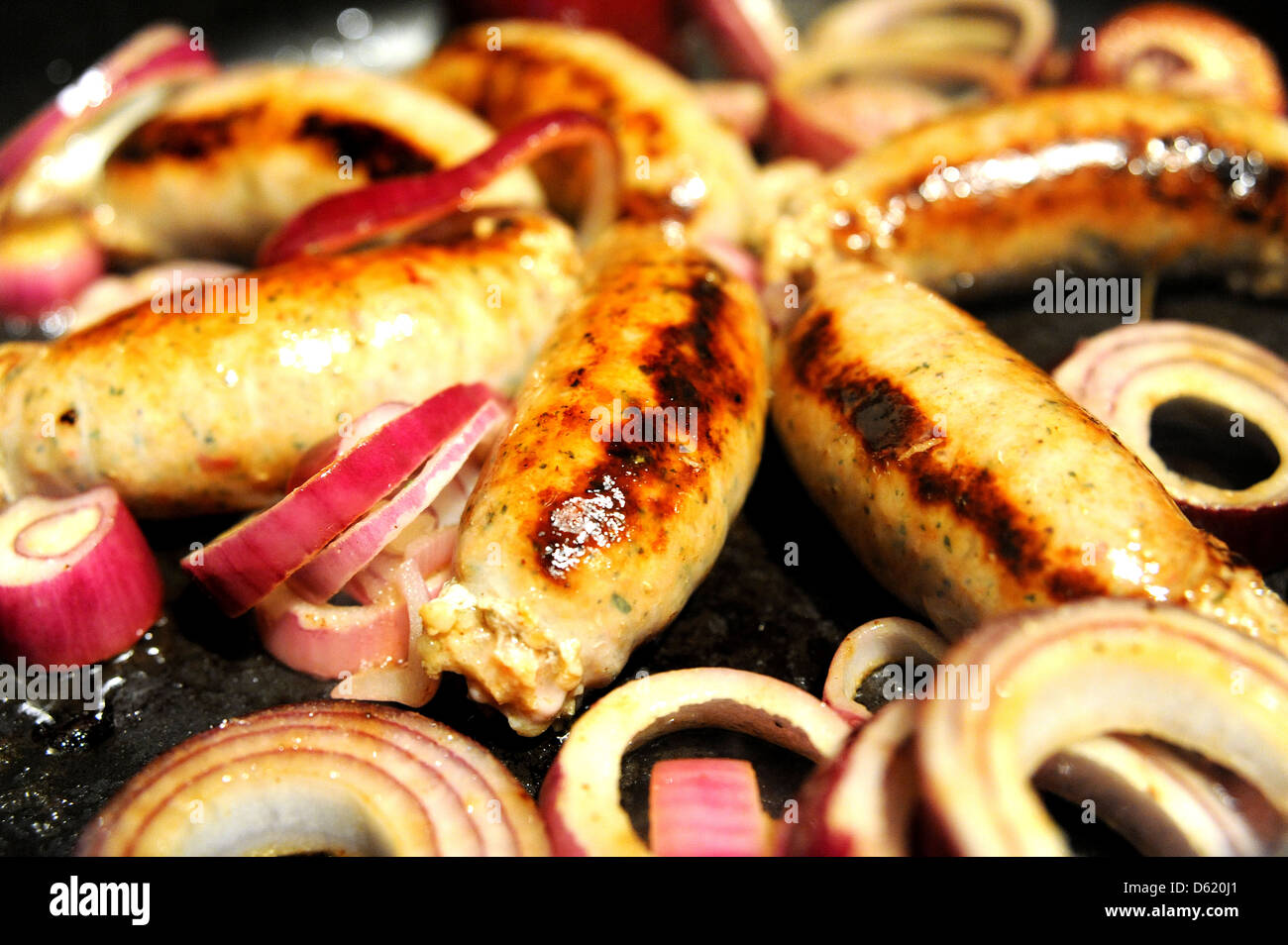 Sizzling pan hi-res stock photography and images - Alamy